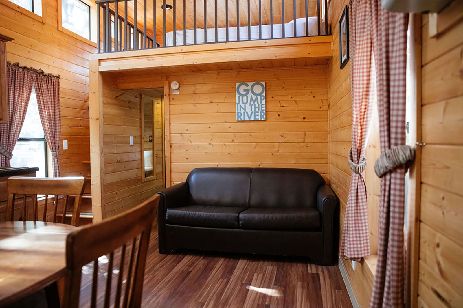 Jackson Hole Cabins - Snake River Cabins & RV Village